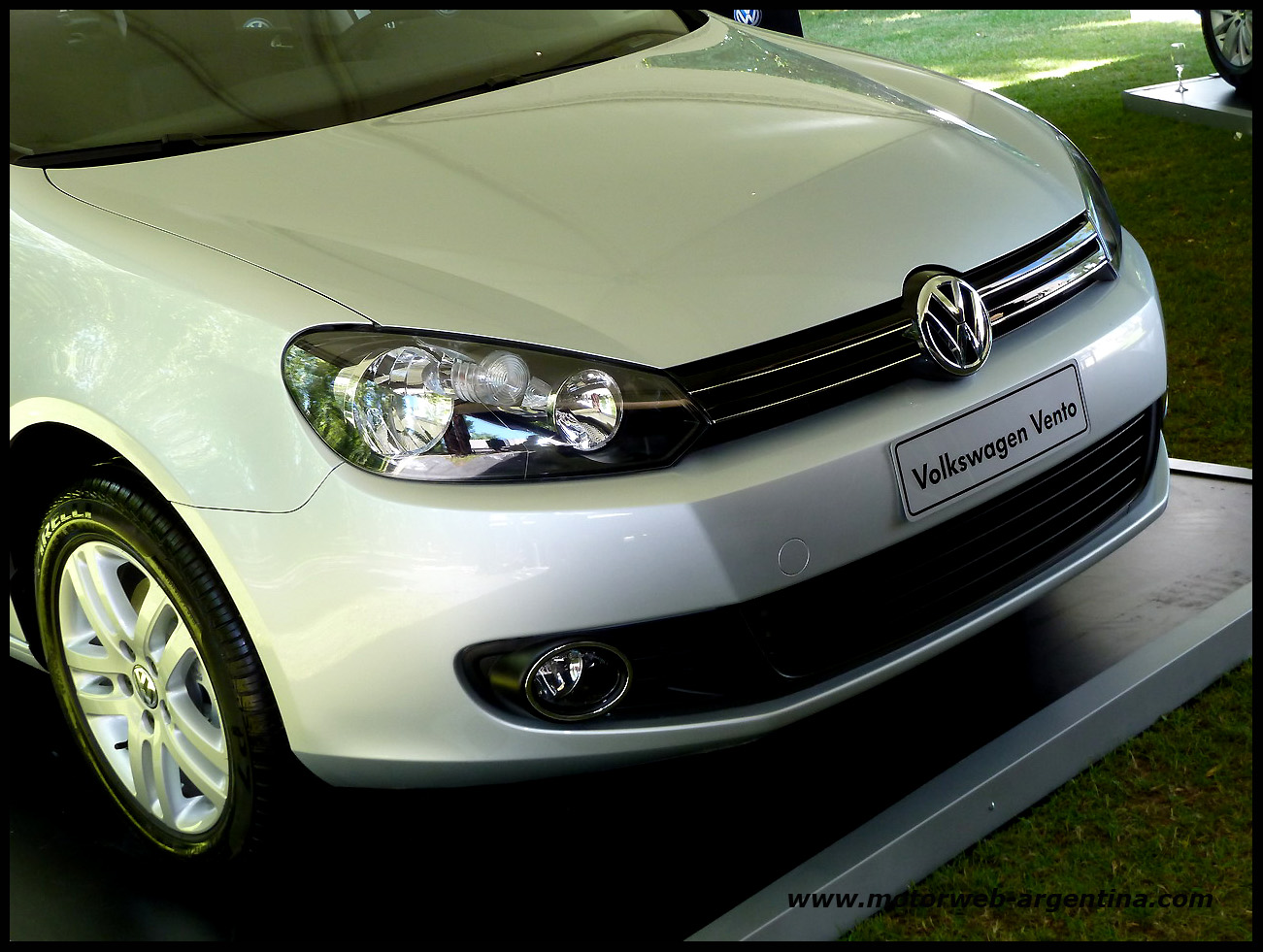 Rafaga de lanzamientos VW: Amarok 122cv, Vento Variant y Sharan ...